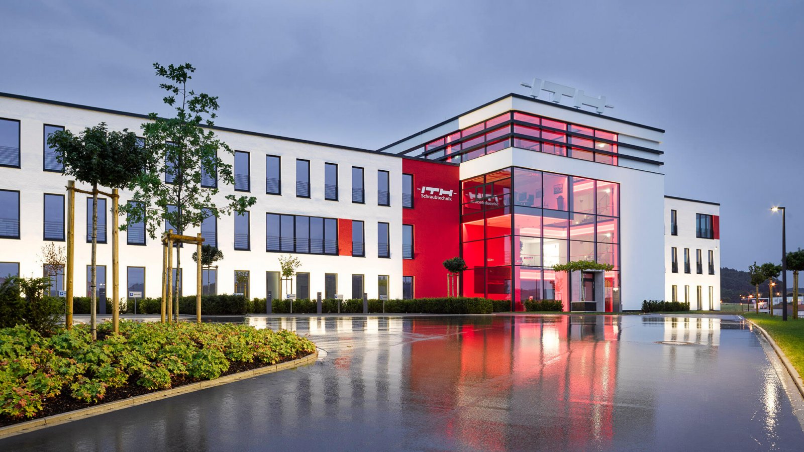 ITH Schraubtechnik GmbH & Co. KG – BMS Industriebau